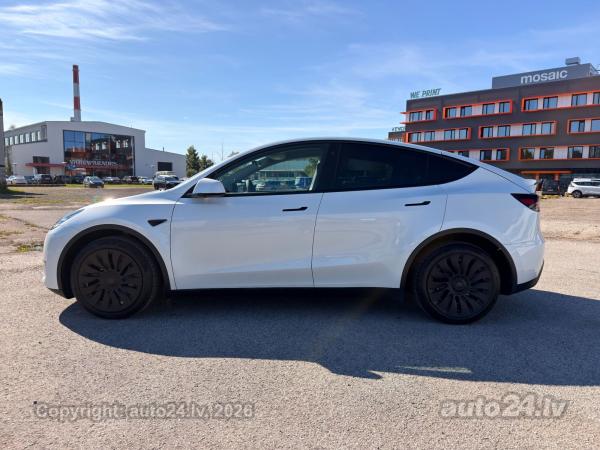 Tesla Model Y 2023 Tallina vietnÄ Balts Tesla Model Y 2023 Tallina, ar dzinÄja tilpumu 0.00 L un nobraukumu 82 tÅ«kst. km par 35900 ā¬, foto 6 vietnÄ AUTOMOTO.COM.LV