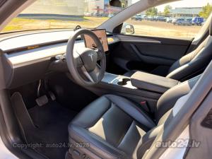 Balts Tesla Model Y 2023 Tallina, ar dzinēja tilpumu 0.00 L un nobraukumu 82 tūkst. km par 35900 €, foto 7 vietnē AUTOMOTO.COM.LV