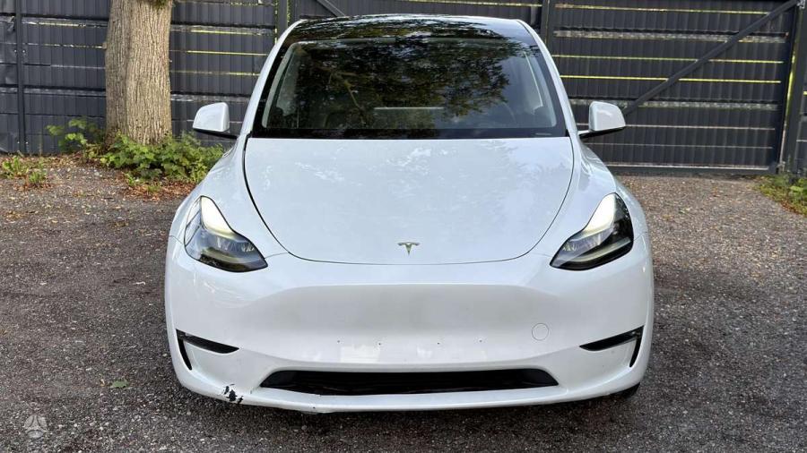 Balts Tesla Model Y 2023 Jonava, ar dzinēja tilpumu 0.00 L un nobraukumu 138 tūkst. km par 22500 €, foto 15 vietnē AUTOMOTO.COM.LV