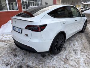 Balts Tesla Model Y 2024 Rīga, ar dzinēja tilpumu 0.00 L un nobraukumu 47 tūkst. km par 38000 €, foto 3 vietnē AUTOMOTO.COM.LV