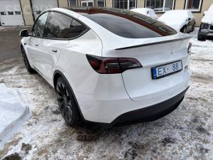 Balts Tesla Model Y 2024 Rīga, ar dzinēja tilpumu 0.00 L un nobraukumu 47 tūkst. km par 38000 €, foto 4 vietnē AUTOMOTO.COM.LV