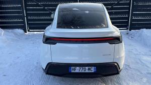 Balts Tesla Model Y 2025 Jonava, ar dzinēja tilpumu 0.00 L un nobraukumu 6 tūkst. km par 30500 €, foto 6 vietnē AUTOMOTO.COM.LV