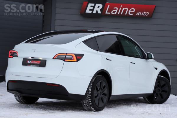 Balts Tesla Model Y 2025 Tukums, ar dzinēja tilpumu 0.00 L un nobraukumu 10 tūkst. km par 33900 €, foto 3 vietnē AUTOMOTO.COM.LV