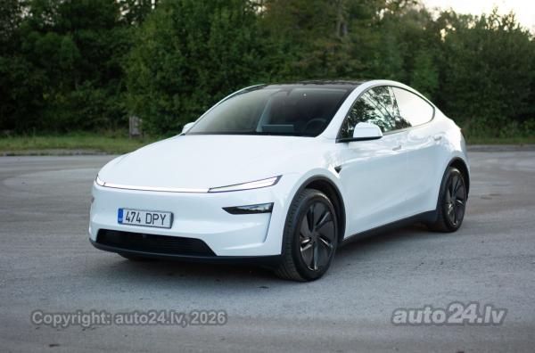 White Tesla Model Y 2025 in Tallinn, with an engine capacity of 0.00 L and mileage of 42 thousand km for 43990 €, photo 2 on AUTOMOTO.COM.LV