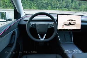 Белый Тесла Модель Y 2025 в Таллин, объемом двигателя 0.00 л и пробегом 42 тыс. км за 43990 €, фото 27 на AUTOMOTO.COM.LV