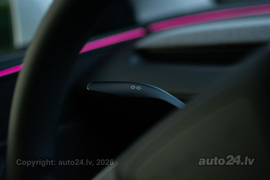 Белый Тесла Модель Y 2025 в Таллин, объемом двигателя 0.00 л и пробегом 42 тыс. км за 43990 €, фото 44 на AUTOMOTO.COM.LV