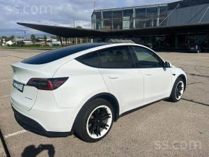 Balts Tesla Model Y 2021 Rīga, ar dzinēja tilpumu 0.00 L un nobraukumu 197 tūkst. km par 25500 €, foto 4 vietnē AUTOMOTO.COM.LV