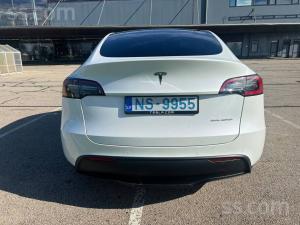Balts Tesla Model Y 2021 Rīga, ar dzinēja tilpumu 0.00 L un nobraukumu 197 tūkst. km par 25500 €, foto 5 vietnē AUTOMOTO.COM.LV