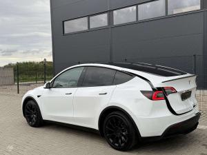 Balts Tesla Model Y 2022 Kauņa, ar dzinēja tilpumu 0.00 L un nobraukumu 49 tūkst. km par 19300 €, foto 4 vietnē AUTOMOTO.COM.LV