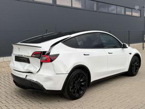 Balts Tesla Model Y 2022 Kauņa, ar dzinēja tilpumu 0.00 L un nobraukumu 49 tūkst. km par 19300 €, foto 10 vietnē AUTOMOTO.COM.LV