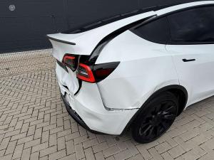 Balts Tesla Model Y 2022 Kauņa, ar dzinēja tilpumu 0.00 L un nobraukumu 49 tūkst. km par 19300 €, foto 12 vietnē AUTOMOTO.COM.LV