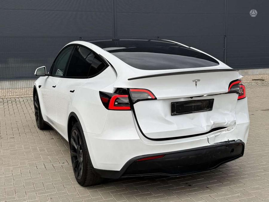 Balts Tesla Model Y 2022 Kauņa, ar dzinēja tilpumu 0.00 L un nobraukumu 49 tūkst. km par 19300 €, foto 14 vietnē AUTOMOTO.COM.LV