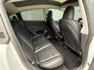 Balts Tesla Model Y 2022 Kauņa, ar dzinēja tilpumu 0.00 L un nobraukumu 49 tūkst. km par 19300 €, foto 20 vietnē AUTOMOTO.COM.LV