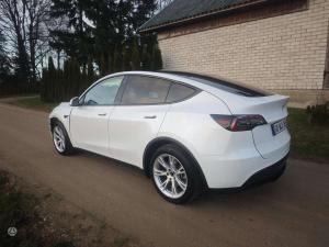 Balts Tesla Model Y 2023 Telšiai, ar dzinēja tilpumu 0.00 L un nobraukumu 41 tūkst. km par 14999 €, foto 7 vietnē AUTOMOTO.COM.LV
