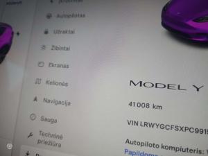 Balts Tesla Model Y 2023 Telšiai, ar dzinēja tilpumu 0.00 L un nobraukumu 41 tūkst. km par 14999 €, foto 18 vietnē AUTOMOTO.COM.LV