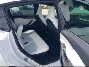 White Tesla Model Y 2026 in Kaunas, with an engine capacity of 0.00 L and mileage of 10 thousand km for 29300 €, photo 11 on AUTOMOTO.COM.LV