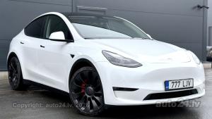 Balts Tesla Model Y 2022 Tallina, ar dzinēja tilpumu 0.00 L un nobraukumu 63 tūkst. km par 35000 €, foto 4 vietnē AUTOMOTO.COM.LV
