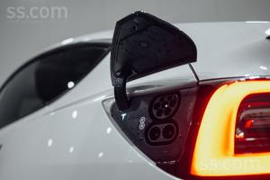 Белый Тесла Модель Y 2022 в Рига, объемом двигателя 0.00 л и пробегом 110 тыс. км за 32000 €, фото 10 на AUTOMOTO.COM.LV