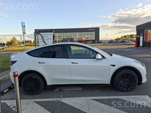 Balts Tesla Model Y 2023 Rīga, ar dzinēja tilpumu 0.00 L un nobraukumu 75 tūkst. km par 29500 €, foto 11 vietnē AUTOMOTO.COM.LV