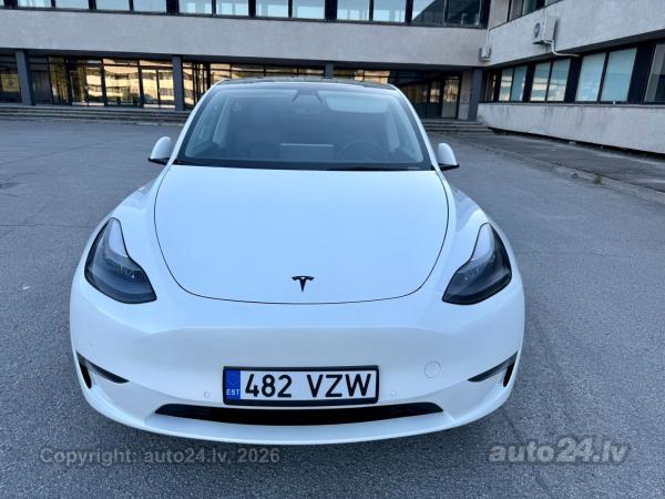 Белый Тесла Модель Y 2021 в Таллин, объемом двигателя 0.00 л и пробегом 295 тыс. км за 28900 €, фото 2 на AUTOMOTO.COM.LV
