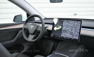 White Tesla Model Y 2022 in Tallinn, with an engine capacity of 0.00 L and mileage of 38 thousand km for 37400 €, photo 9 on AUTOMOTO.COM.LV