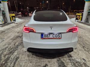 Balts Tesla Model Y 2022 Tallina, ar dzinēja tilpumu 0.00 L un nobraukumu 70 tūkst. km par 26500 €, foto 5 vietnē AUTOMOTO.COM.LV