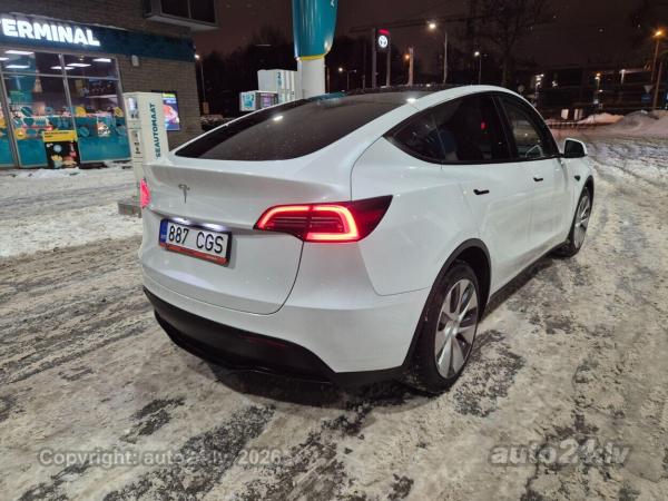 Balts Tesla Model Y 2022 Tallina, ar dzinēja tilpumu 0.00 L un nobraukumu 70 tūkst. km par 26500 €, foto 9 vietnē AUTOMOTO.COM.LV