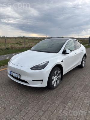 Белый Тесла Модель Y 2022 в Рига, объемом двигателя 0.00 л и пробегом 110 тыс. км за 33500 €, фото 4 на AUTOMOTO.COM.LV