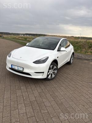 Белый Тесла Модель Y 2022 в Рига, объемом двигателя 0.00 л и пробегом 110 тыс. км за 33500 €, фото 6 на AUTOMOTO.COM.LV