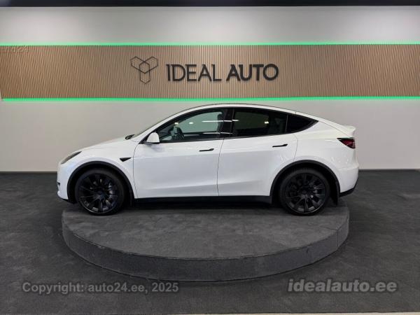 Balts Tesla Model Y 2023 Tallina, ar dzinēja tilpumu 0.00 L un nobraukumu 70 tūkst. km par 37990 €, foto 2 vietnē AUTOMOTO.COM.LV