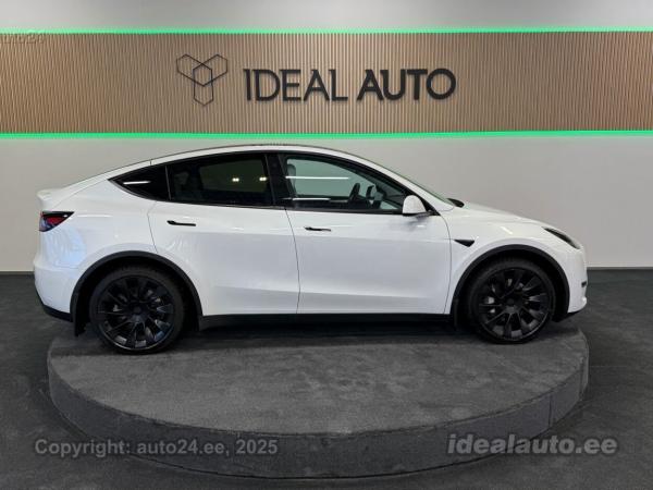 Balts Tesla Model Y 2023 Tallina, ar dzinēja tilpumu 0.00 L un nobraukumu 70 tūkst. km par 37990 €, foto 3 vietnē AUTOMOTO.COM.LV