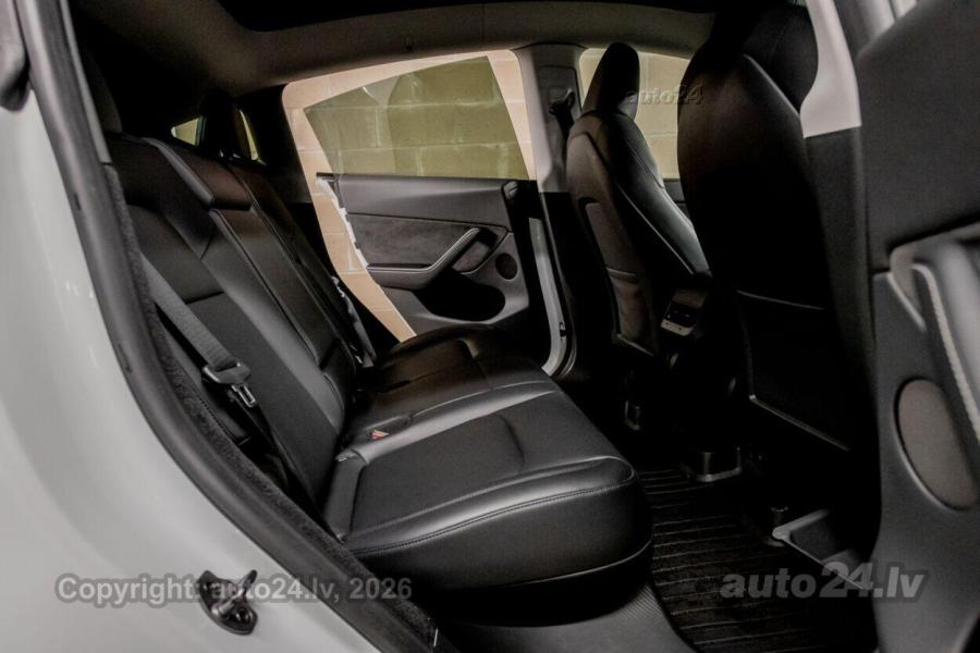 Белый Тесла Модель Y 2023 в Таллин, объемом двигателя 0.00 л и пробегом 50 тыс. км за 37990 €, фото 23 на AUTOMOTO.COM.LV