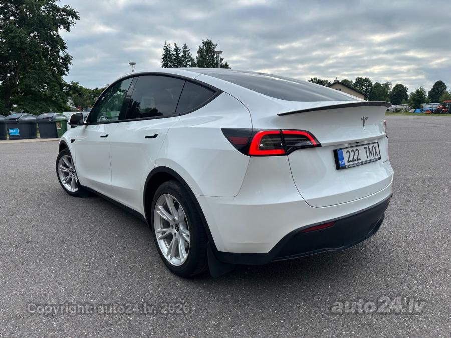 Balts Tesla Model Y 2023 Tartu, ar dzinēja tilpumu 0.00 L un nobraukumu 35 tūkst. km par 38900 €, foto 5 vietnē AUTOMOTO.COM.LV