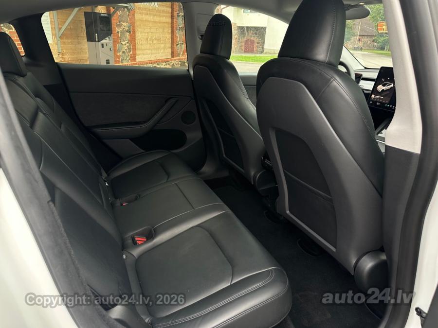 Balts Tesla Model Y 2023 Tartu, ar dzinēja tilpumu 0.00 L un nobraukumu 35 tūkst. km par 38900 €, foto 7 vietnē AUTOMOTO.COM.LV