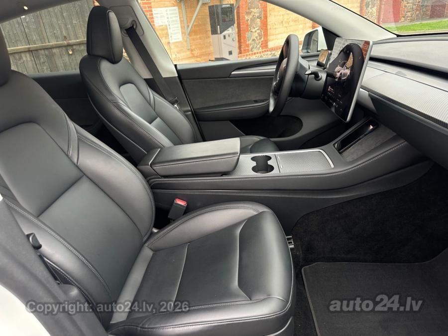 Balts Tesla Model Y 2023 Tartu, ar dzinēja tilpumu 0.00 L un nobraukumu 35 tūkst. km par 38900 €, foto 8 vietnē AUTOMOTO.COM.LV