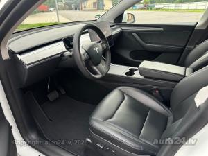 Balts Tesla Model Y 2023 Tartu, ar dzinēja tilpumu 0.00 L un nobraukumu 35 tūkst. km par 38900 €, foto 9 vietnē AUTOMOTO.COM.LV