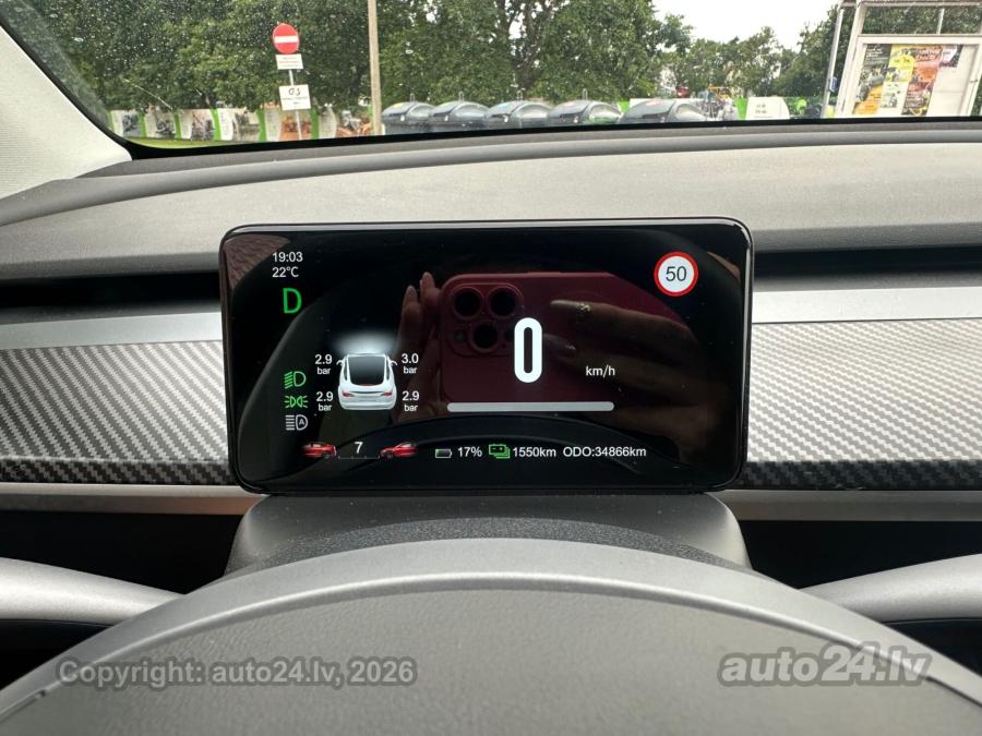 Balts Tesla Model Y 2023 Tartu, ar dzinēja tilpumu 0.00 L un nobraukumu 35 tūkst. km par 38900 €, foto 11 vietnē AUTOMOTO.COM.LV