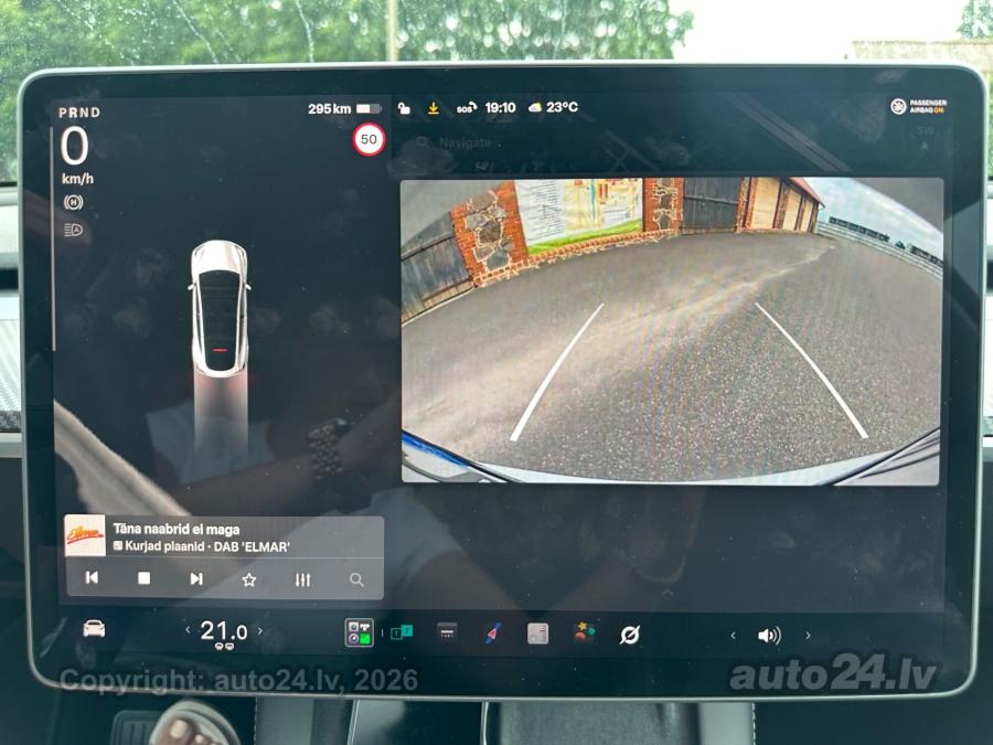 Balts Tesla Model Y 2023 Tartu, ar dzinēja tilpumu 0.00 L un nobraukumu 35 tūkst. km par 38900 €, foto 17 vietnē AUTOMOTO.COM.LV