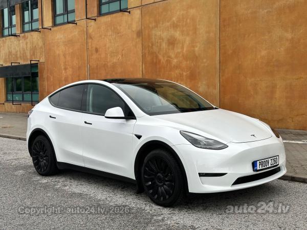 Tesla Model Y 2023 Tallina vietnē Balts Tesla Model Y 2023 Tallina, ar dzinēja tilpumu 0.00 L un nobraukumu 99 tūkst. km par 33700 €, foto 1 vietnē AUTOMOTO.COM.LV