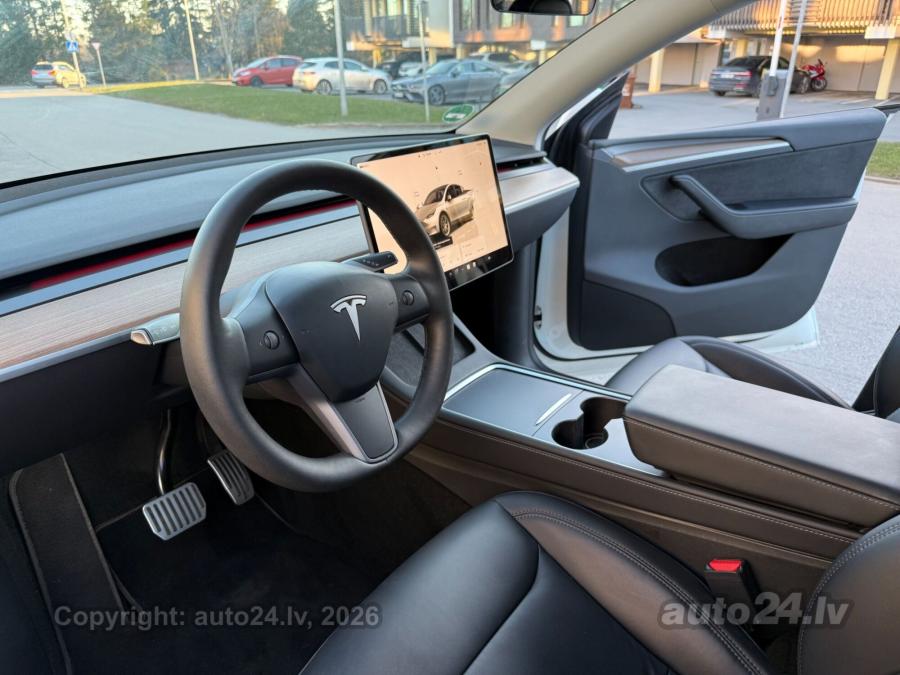 Balts Tesla Model Y 2023 Tallina, ar dzinēja tilpumu 0.00 L un nobraukumu 50 tūkst. km par 36999 €, foto 11 vietnē AUTOMOTO.COM.LV