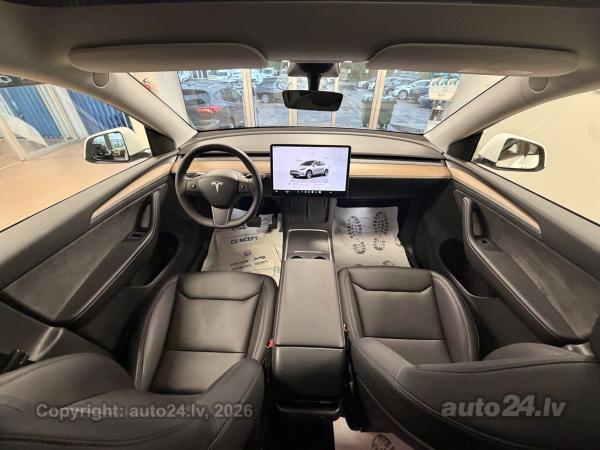 Tesla Model Y 2023 Tartu vietnē Balts Tesla Model Y 2023 Tartu, ar dzinēja tilpumu 0.00 L un nobraukumu 126 tūkst. km par 33999 €, foto 10 vietnē AUTOMOTO.COM.LV