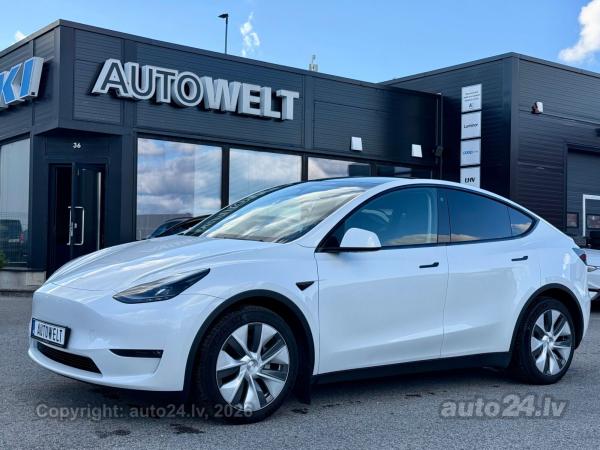 Tesla Model Y 2023 in Tallinn on AUTOMOTO.COM.LV White Tesla Model Y 2023 in Tallinn, with an engine capacity of 0.00 L and mileage of 92 thousand km for 36450 €, photo 4 on AUTOMOTO.COM.LV