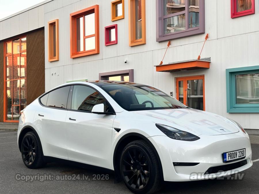 Balts Tesla Model Y 2023 Tallina, ar dzinēja tilpumu 0.00 L un nobraukumu 169 tūkst. km par 25900 €, foto 3 vietnē AUTOMOTO.COM.LV