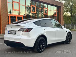 Balts Tesla Model Y 2023 Tallina, ar dzinēja tilpumu 0.00 L un nobraukumu 169 tūkst. km par 25900 €, foto 5 vietnē AUTOMOTO.COM.LV