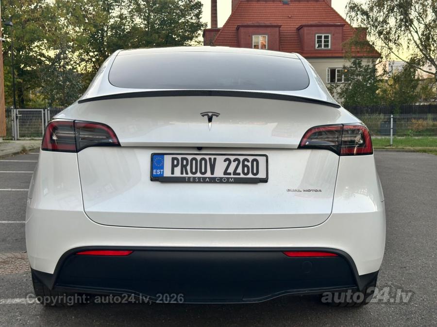 Balts Tesla Model Y 2023 Tallina, ar dzinēja tilpumu 0.00 L un nobraukumu 169 tūkst. km par 25900 €, foto 7 vietnē AUTOMOTO.COM.LV