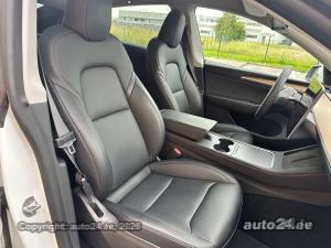 Balts Tesla Model Y 2023 Tallina, ar dzinēja tilpumu 0.00 L un nobraukumu 169 tūkst. km par 25900 €, foto 13 vietnē AUTOMOTO.COM.LV