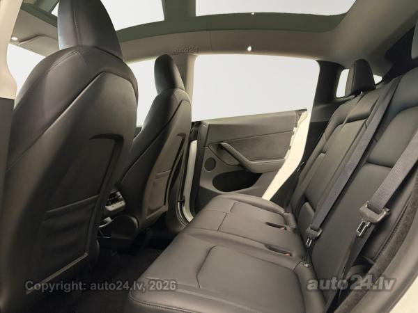 Тесла Модель Y 2024 в Таллин на AUTOMOTO.COM.LV Белый Тесла Модель Y 2024 в Таллин, объемом двигателя 0.00 л и пробегом 68 тыс. км за 39900 €, фото 7 на AUTOMOTO.COM.LV