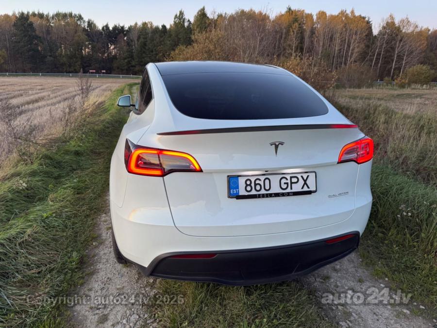 Белый Тесла Модель Y 2024 в Таллин, объемом двигателя 0.00 л и пробегом 28 тыс. км за 43500 €, фото 5 на AUTOMOTO.COM.LV