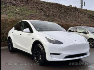 White Tesla Model Y 2025 in Tallinn, with an engine capacity of 0.00 L and mileage of 40 thousand km for 43900 €, photo  on AUTOMOTO.COM.LV