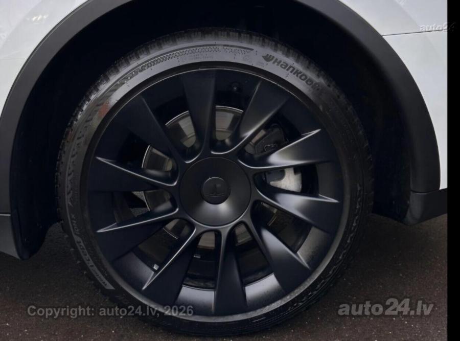 Balts Tesla Model Y 2025 Tallina, ar dzinēja tilpumu 0.00 L un nobraukumu 40 tūkst. km par 43900 €, foto 8 vietnē AUTOMOTO.COM.LV